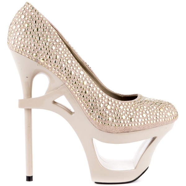 8 Gorgeous Shoes That Every Woman Should Have