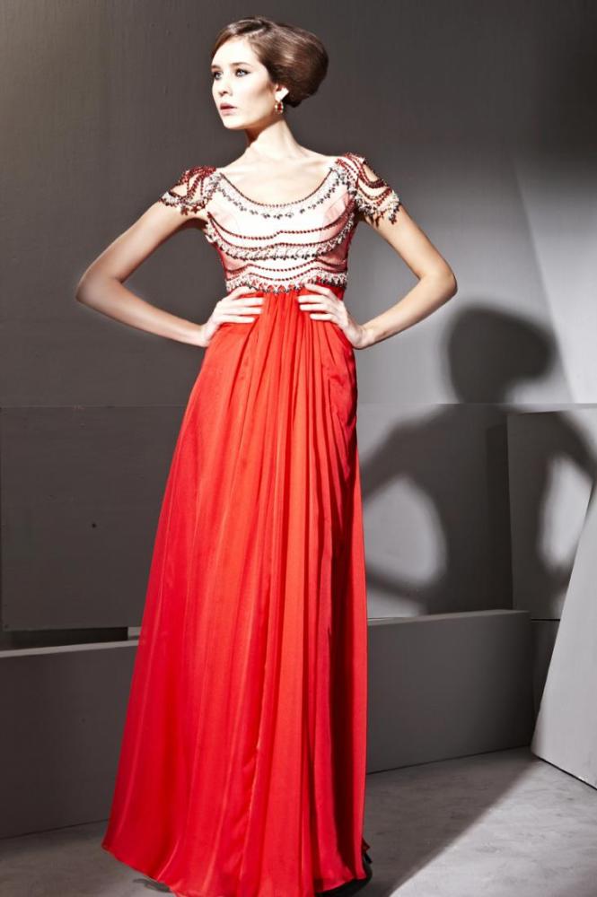 11 Beautiful Evening Gowns
