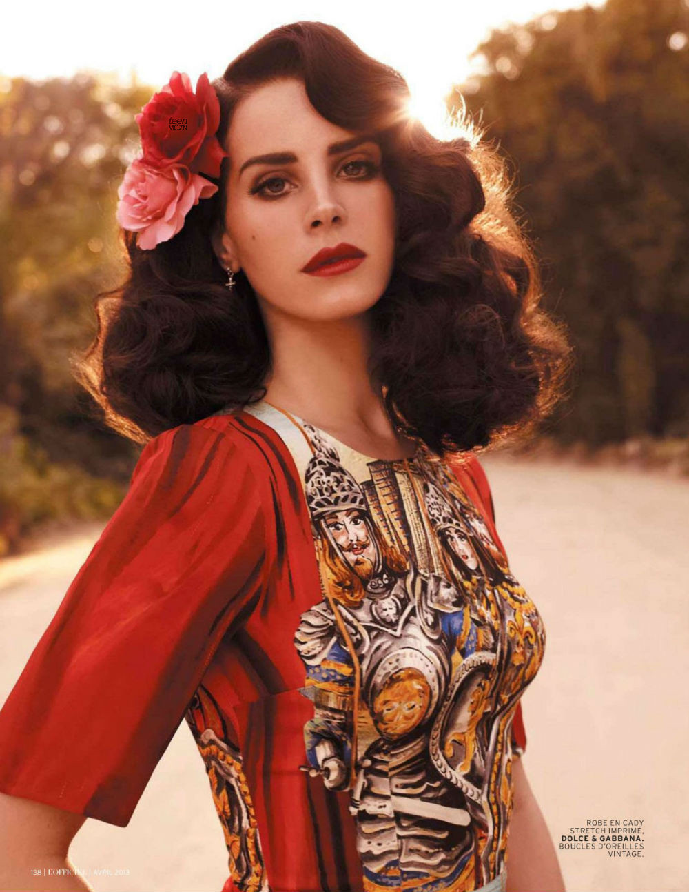 The Magic Of The Red Lipstick Makeup