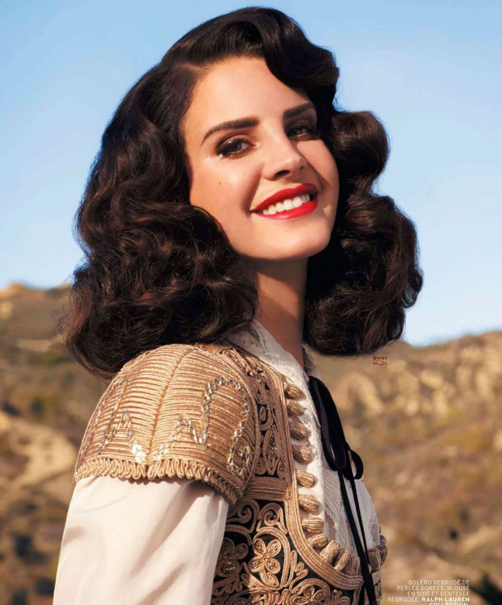 The Magic Of The Red Lipstick Makeup