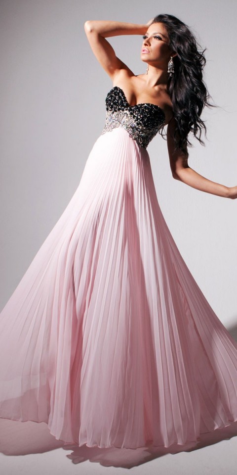16 Glamorous Dresses For Your Next Special Event