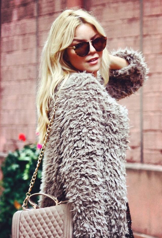 FLUFFY CLOTHES ARE TRENDY