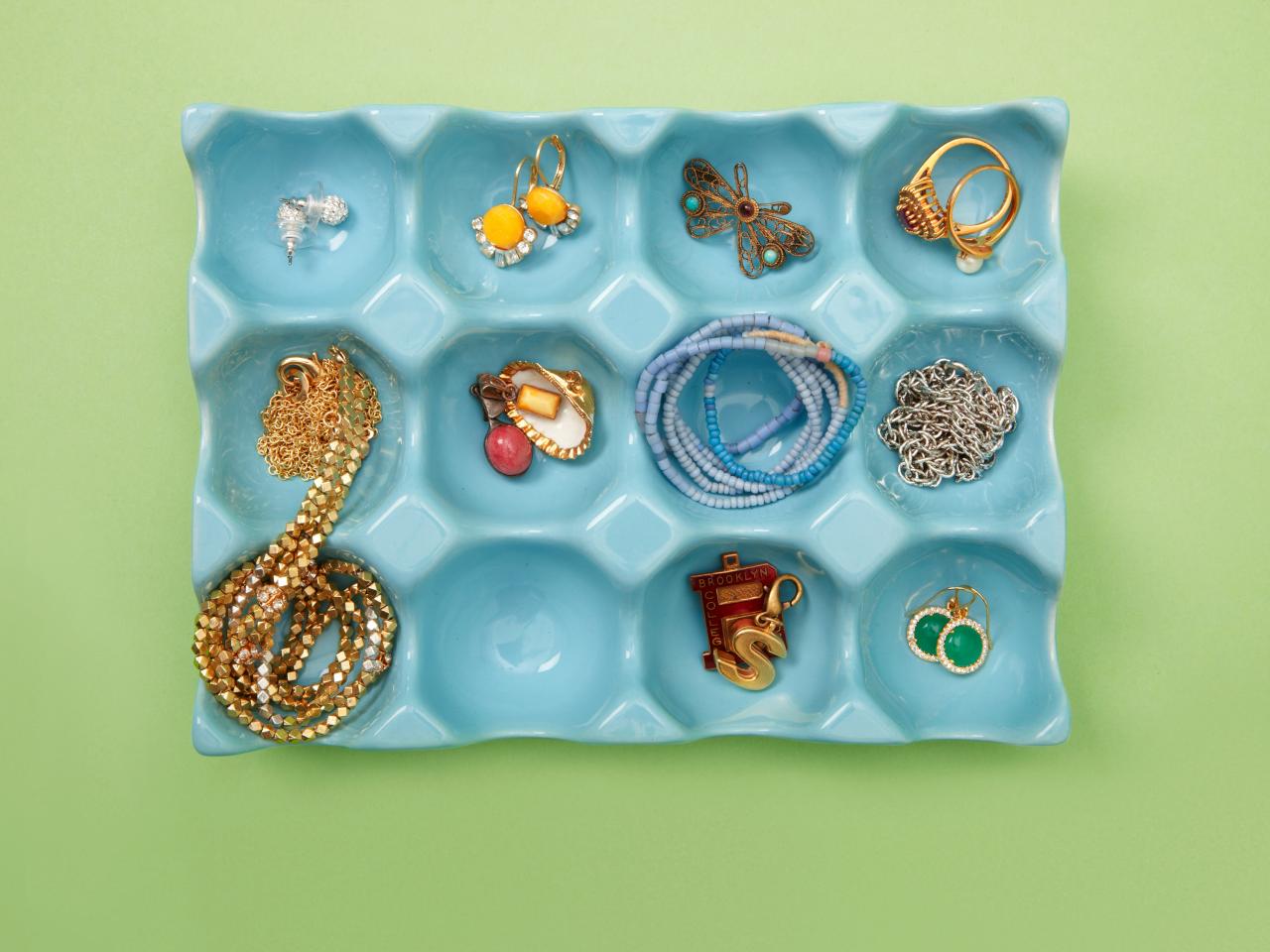 24 Smart Ways To Organize Your Accessories