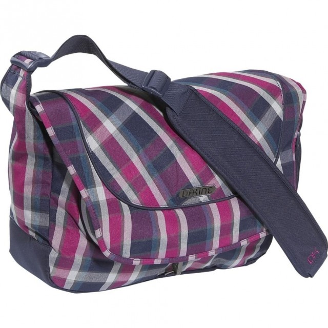 10 Great Ways to Accessorize a Strict School Uniform