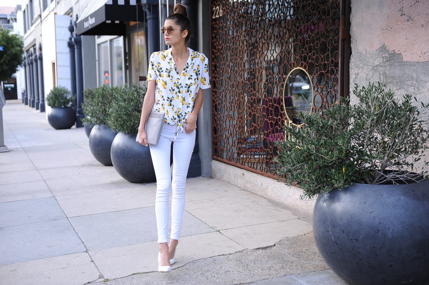 Lemon Print Outfit Ideas To Freshen Up The Summer